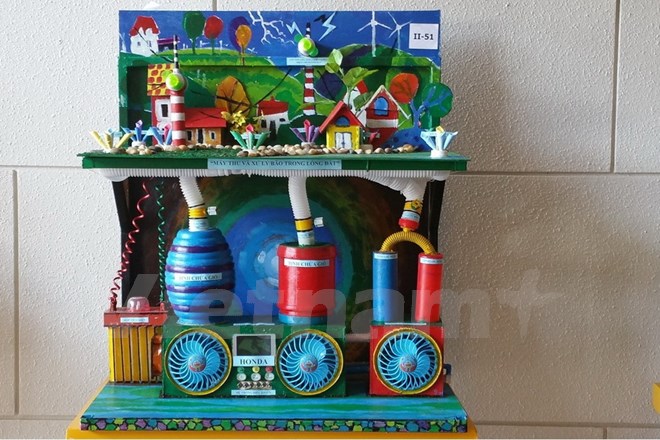 Máy thu và xử lý bão giành giải nhất cuộc thi Ý tưởng trẻ thơ ...